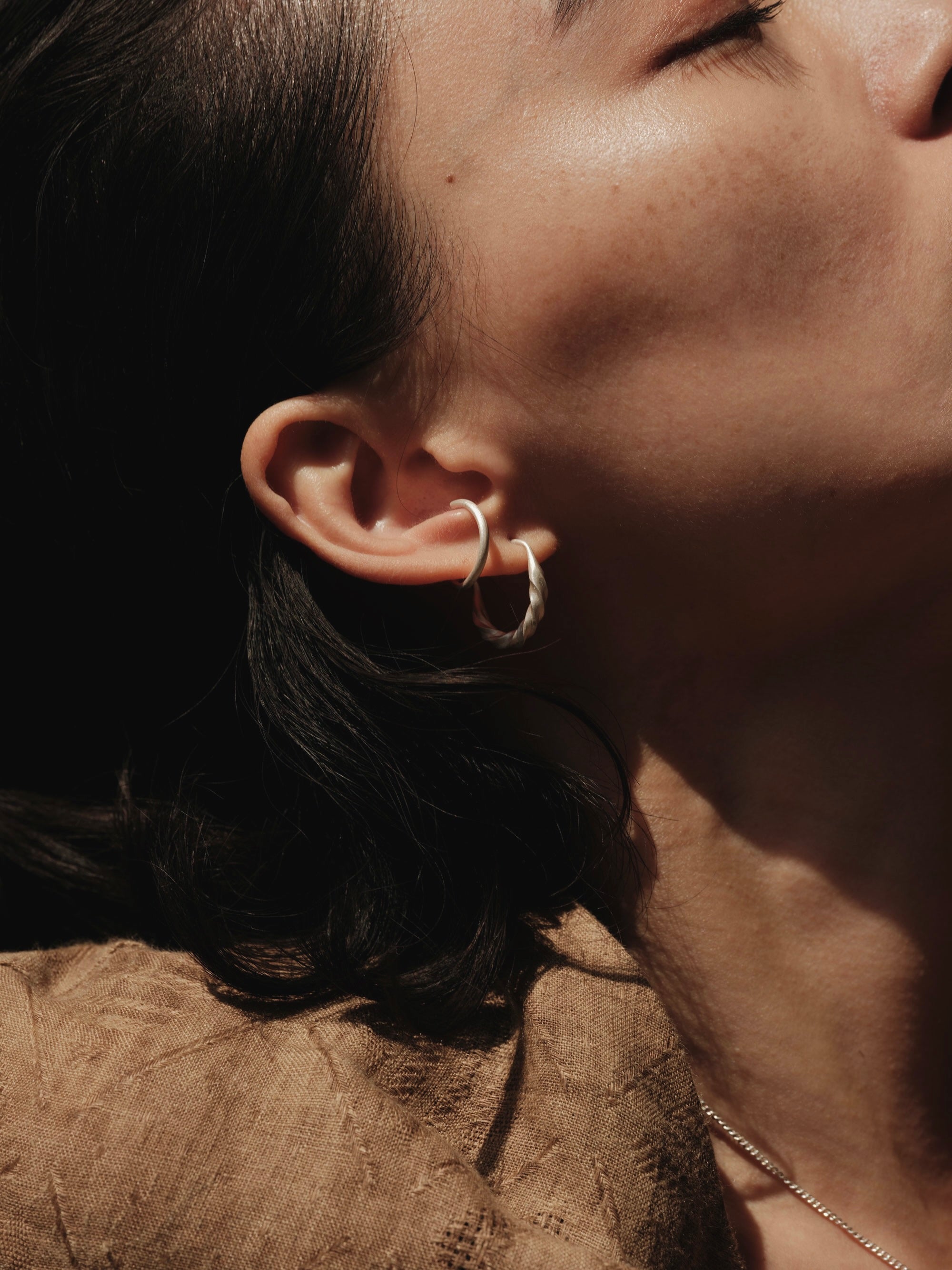 ⼤地LE CONTINENT DOUBLE HOOKS CUFF & EARRINGS – CUNZU